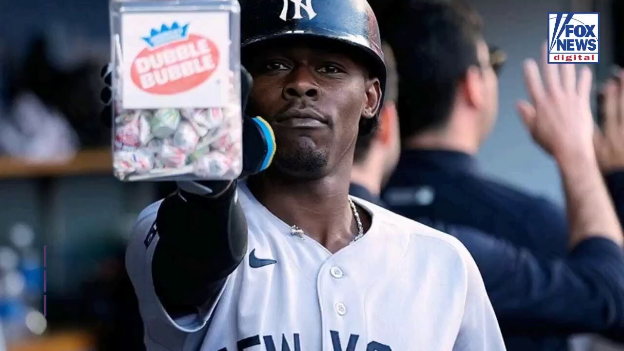 Yankees star leans into lollipop incident after clutch home run