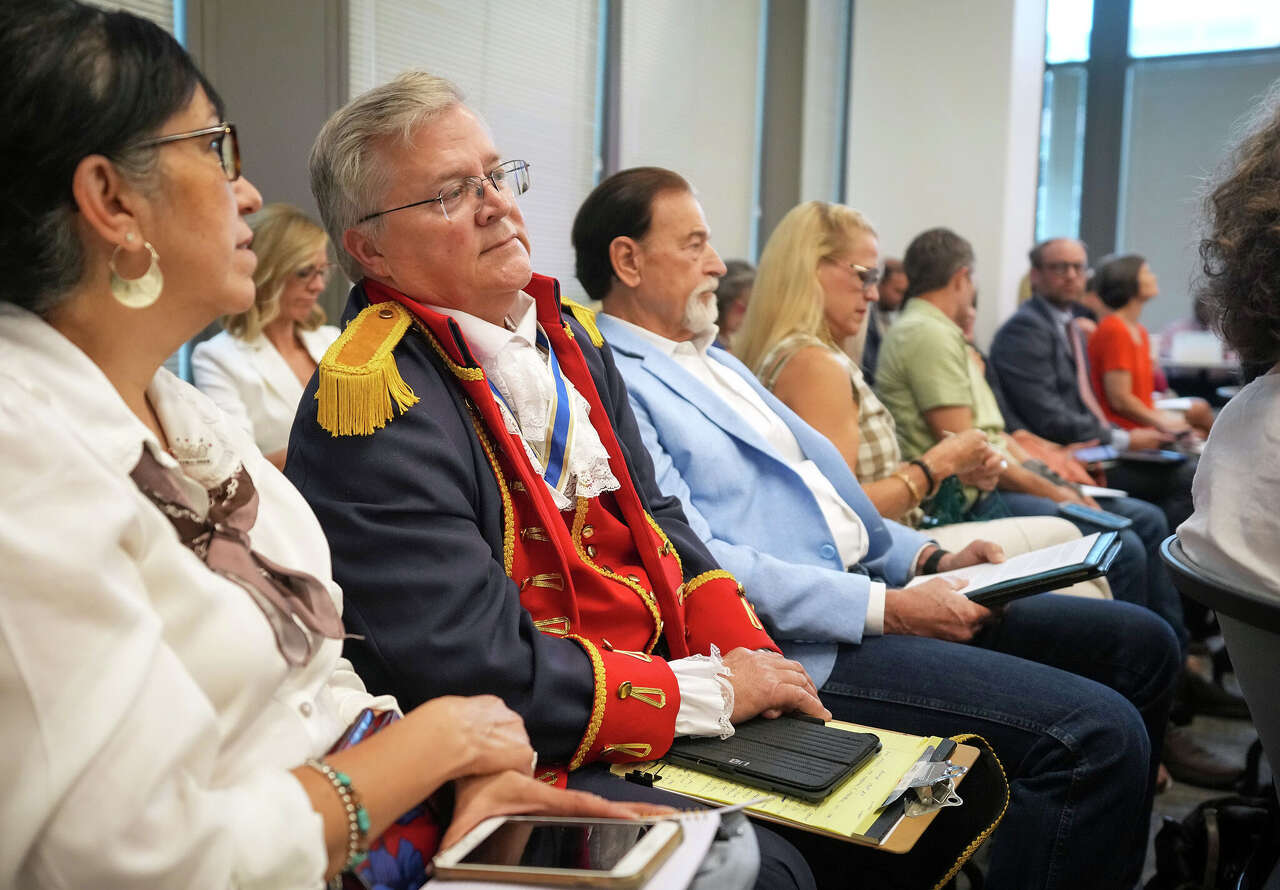 Texas board gives initial approval to new elementary social studies ...