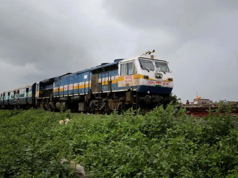 Western Railway upgrades key routes for faster trains, eyes 160 kmph on ...
