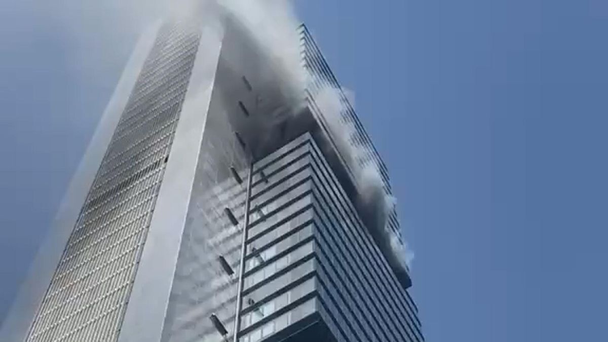El incendio de la Torre Moeve se inició por "un chispazo" en el cuadro ...
