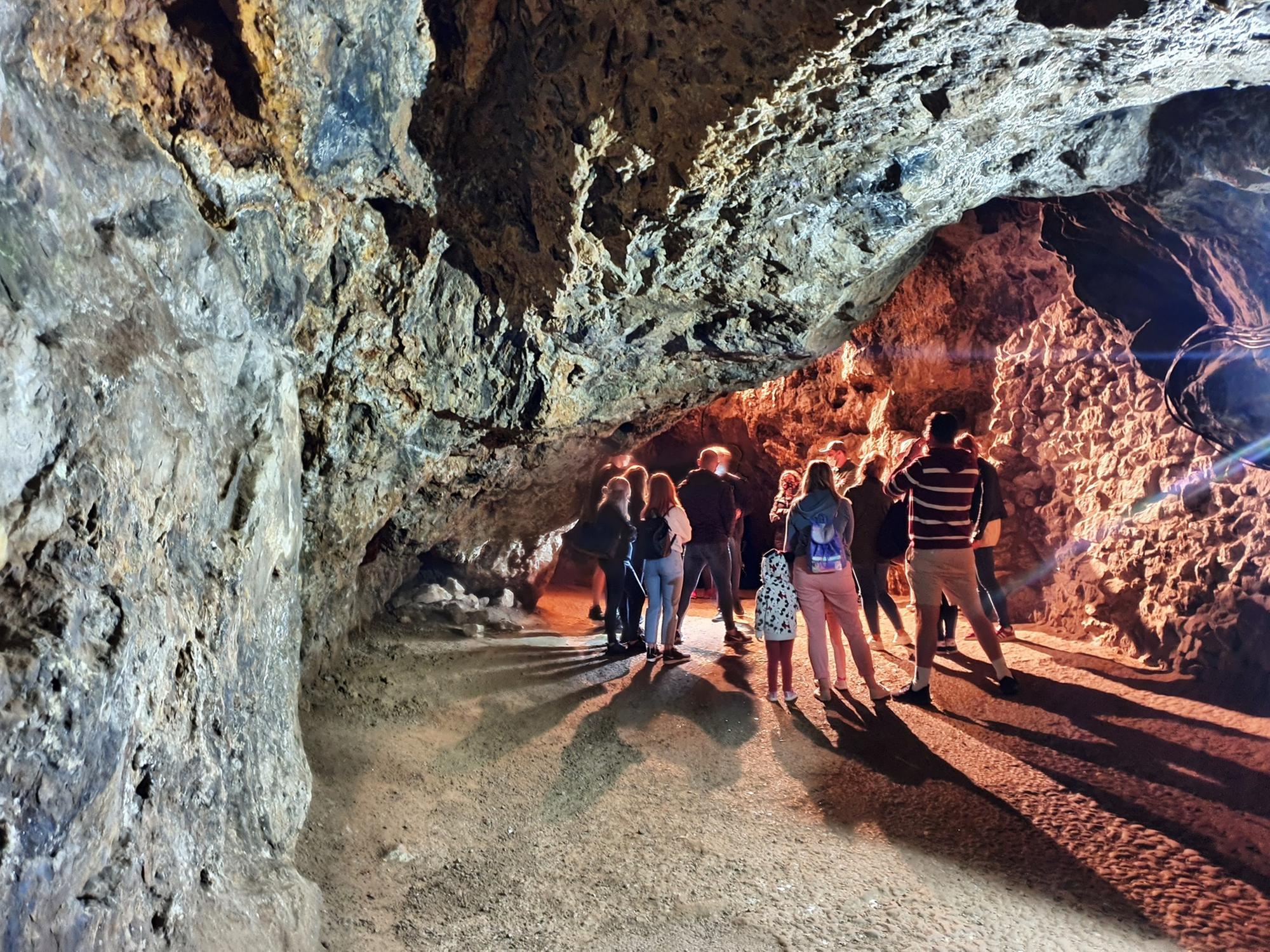 Cool places to hang out in the Peak District and Derbyshire on a hot day