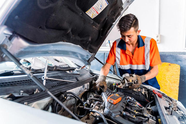 Electric cars are 'more expensive and take longer to repair' than ...