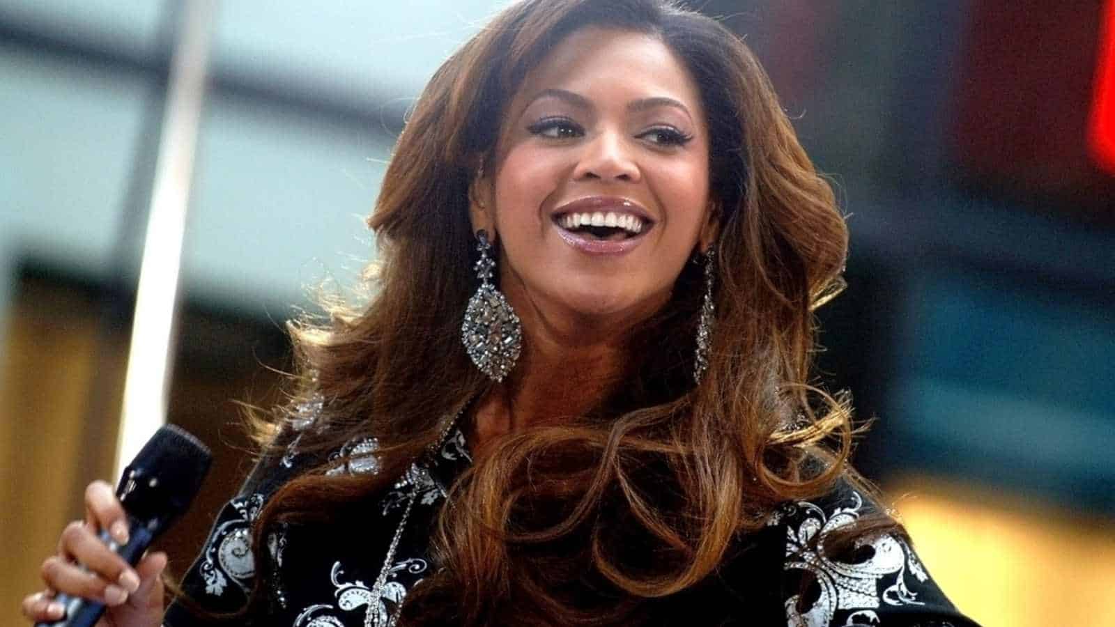 Beyoncé reveals how a father's love inspired Jay-Z's 8-year hair journey