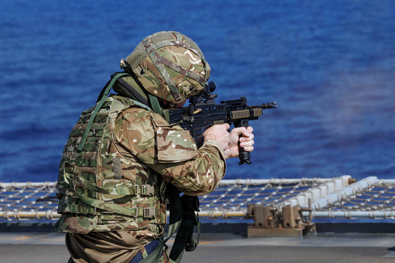 'Enormously keen' RFA Lyme Bay arrives in Middle East and sails ...