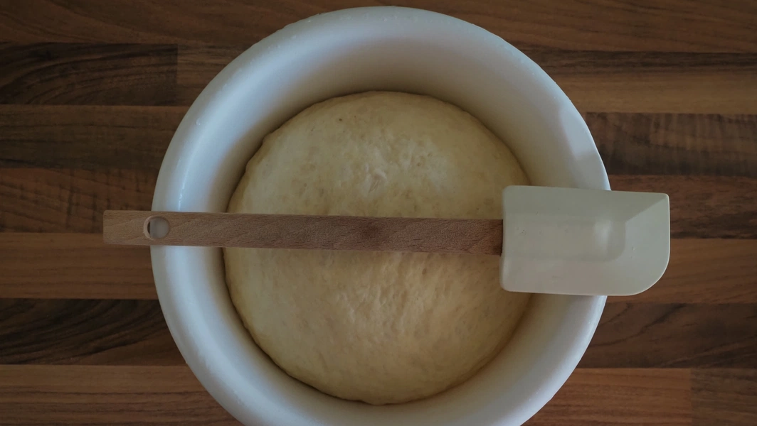 Master the art of fluffy dinner rolls