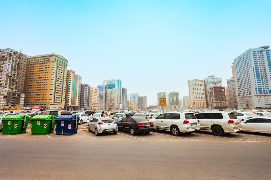 Sharjah extends paid parking hours in blue zones until midnight