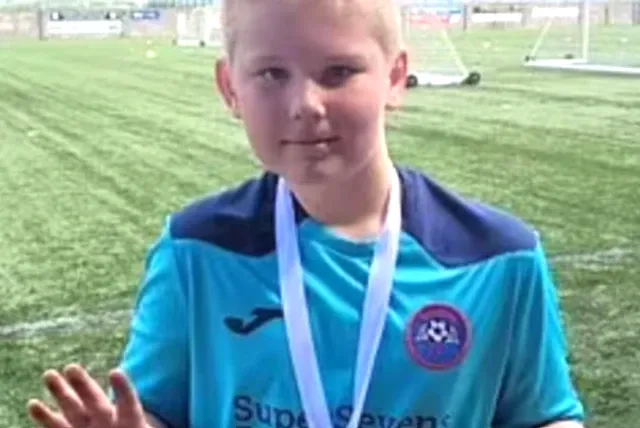 Kevin Sweeney, el adolescente con autismo y un IQ superior al de ...