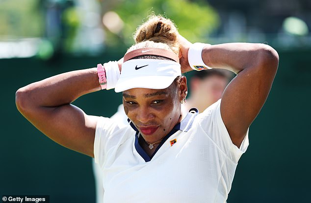 Heatwave stops play at Wimbledon qualifying! Line call system fails - a ...