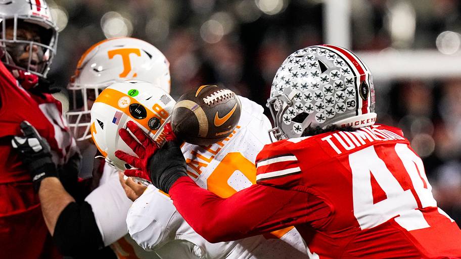 Tennessee fans' desperation to keep recruit away from Ohio State is ...