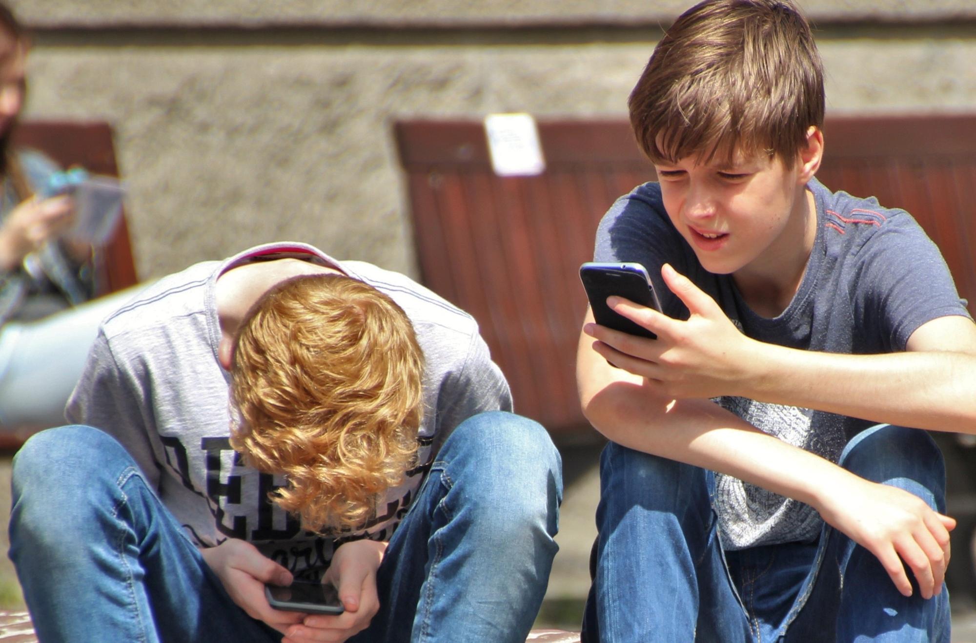 Opinion: "Social media ban will do more harm than good": Rugby ...