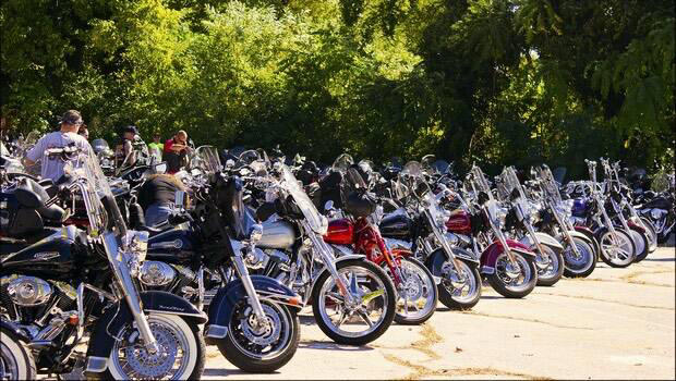 Centauri verso Pontremoli per la decima edizione del motoraduno ...