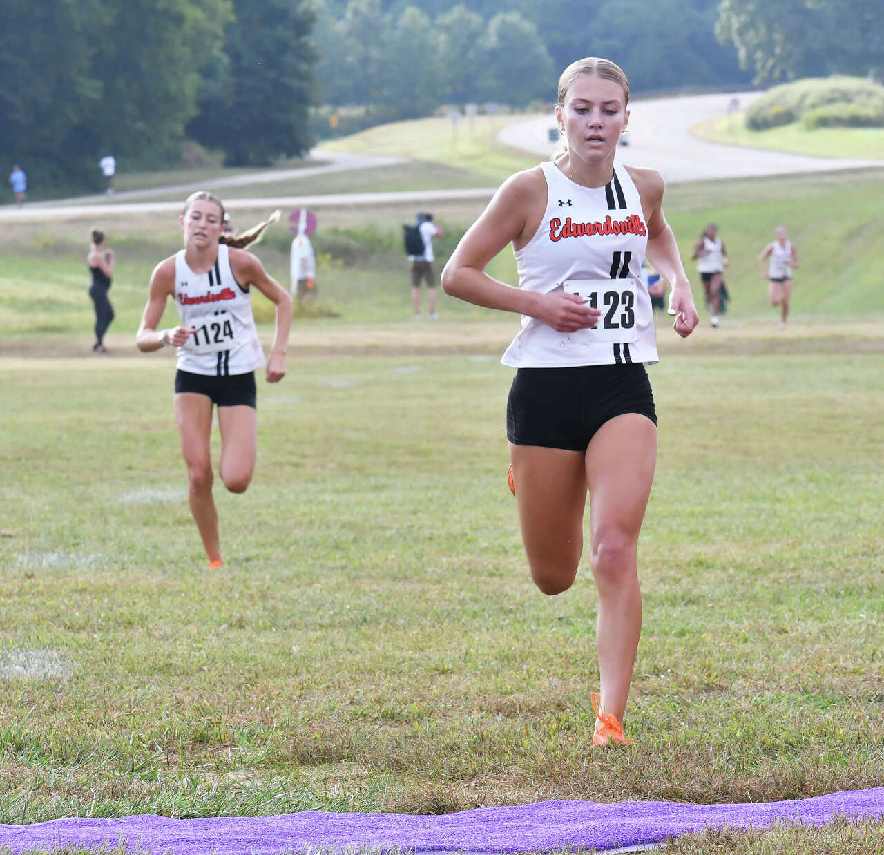 Edwardsville girls cross country co-MVPs pace program-best finish