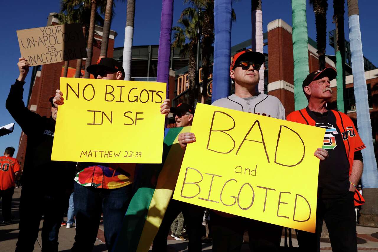 'Fed up': Giants fans protest Pride Night controversy as DOJ ...
