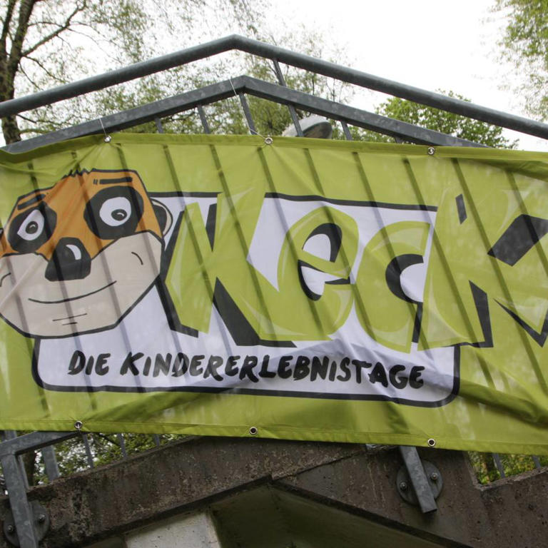 Kinder begleiten Erdmännchen „KecK“ auf einer Reise durch Ägypten
