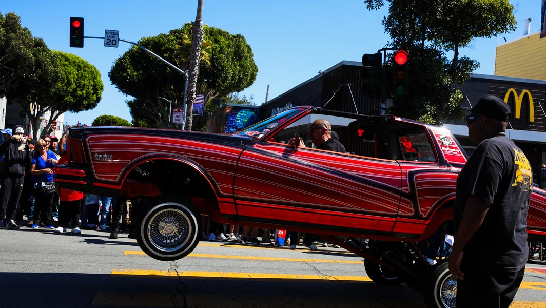 California cruising culture from post-war roots to revival