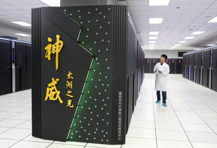 中國自研超算「靈晟」登頂 不用GPU擊敗美國 問鼎世界第一