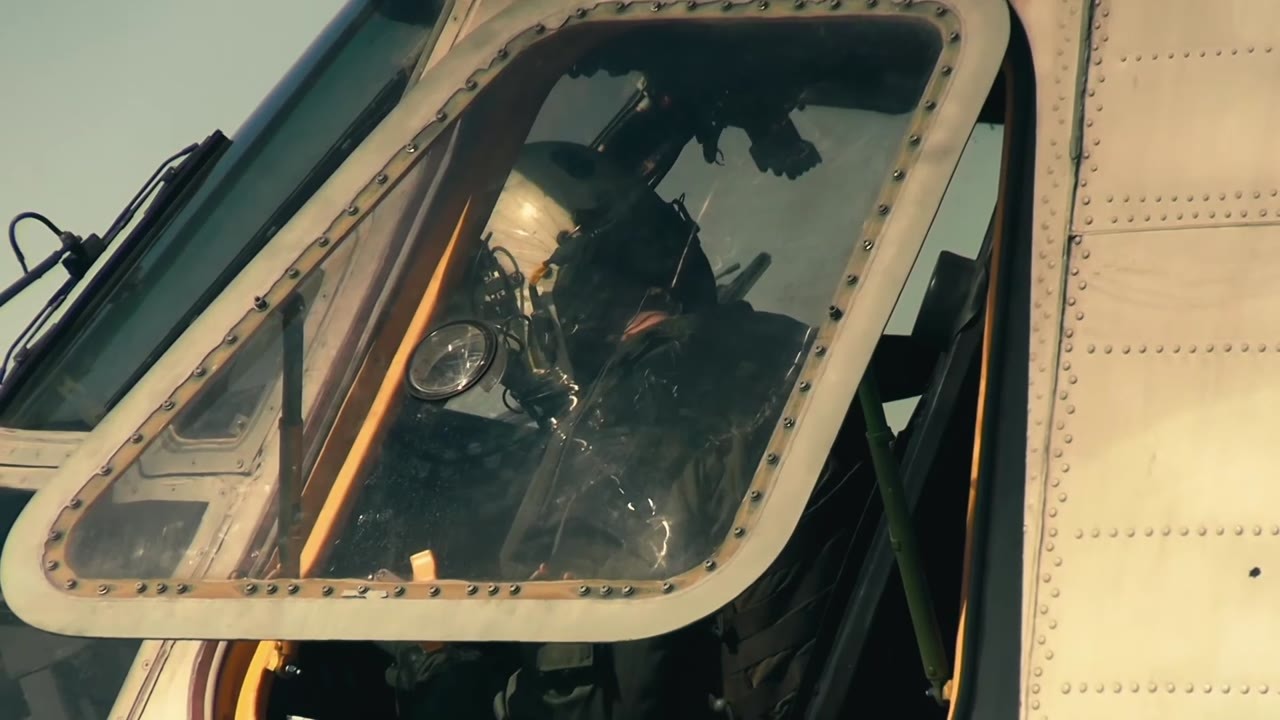 Marines opened fire from a flying giant - then the CH-53E showed why it ...