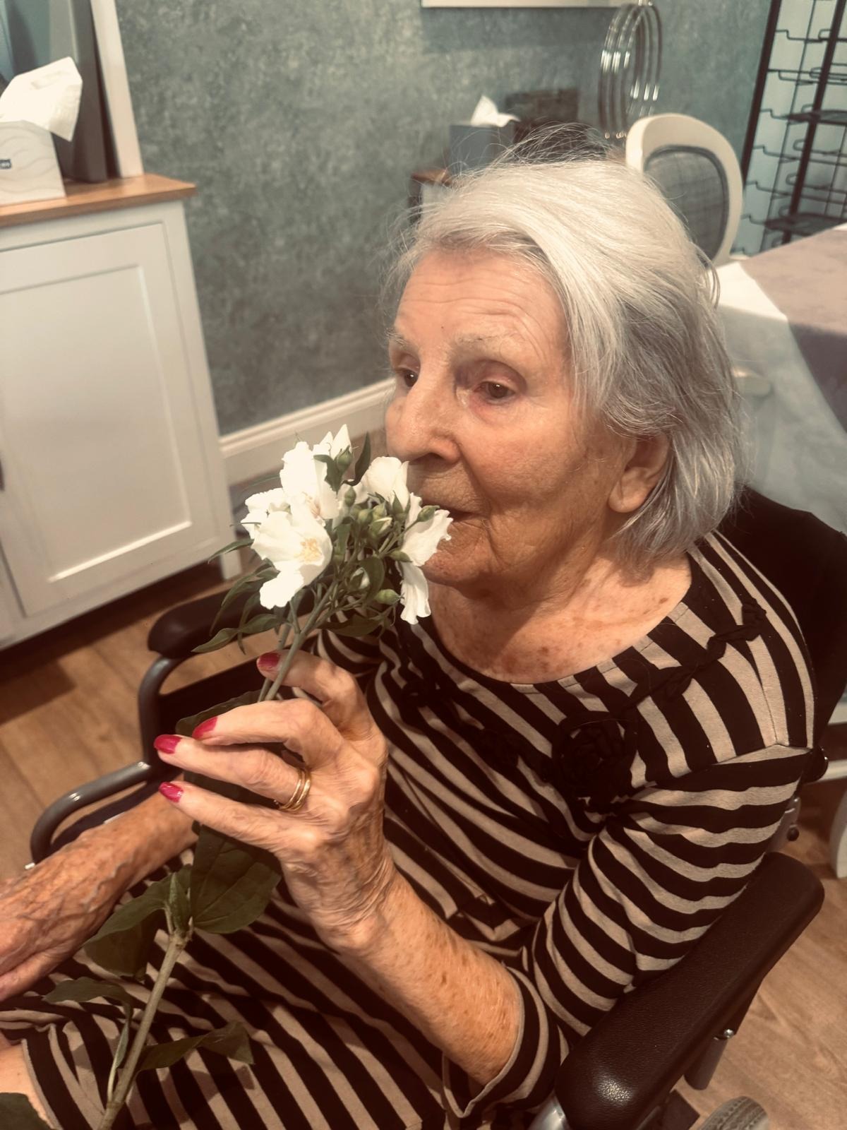 Battle care home embraces flower power