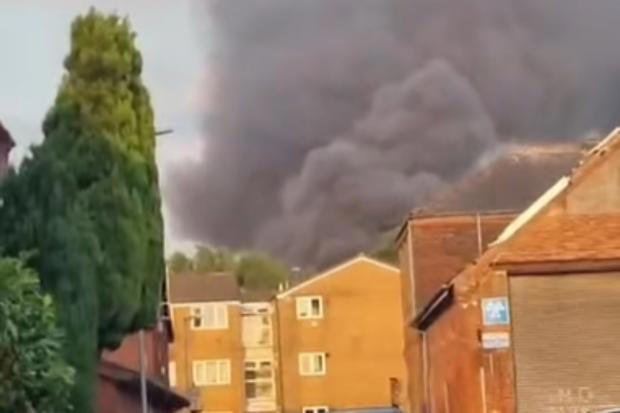 Fire breaks out near Oldham nature reserve overnight