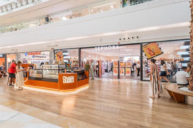 El centro comercial Miramar de Fuengirola amplía su oferta con las ...
