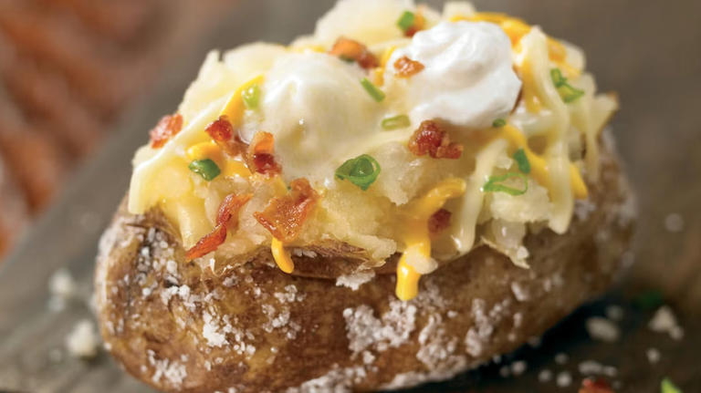 10 best steakhouse chain potato side dishes, according to customers