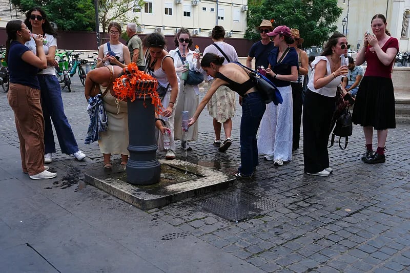 How a heat dome is formed and why experts blame one for Europe’s baking ...