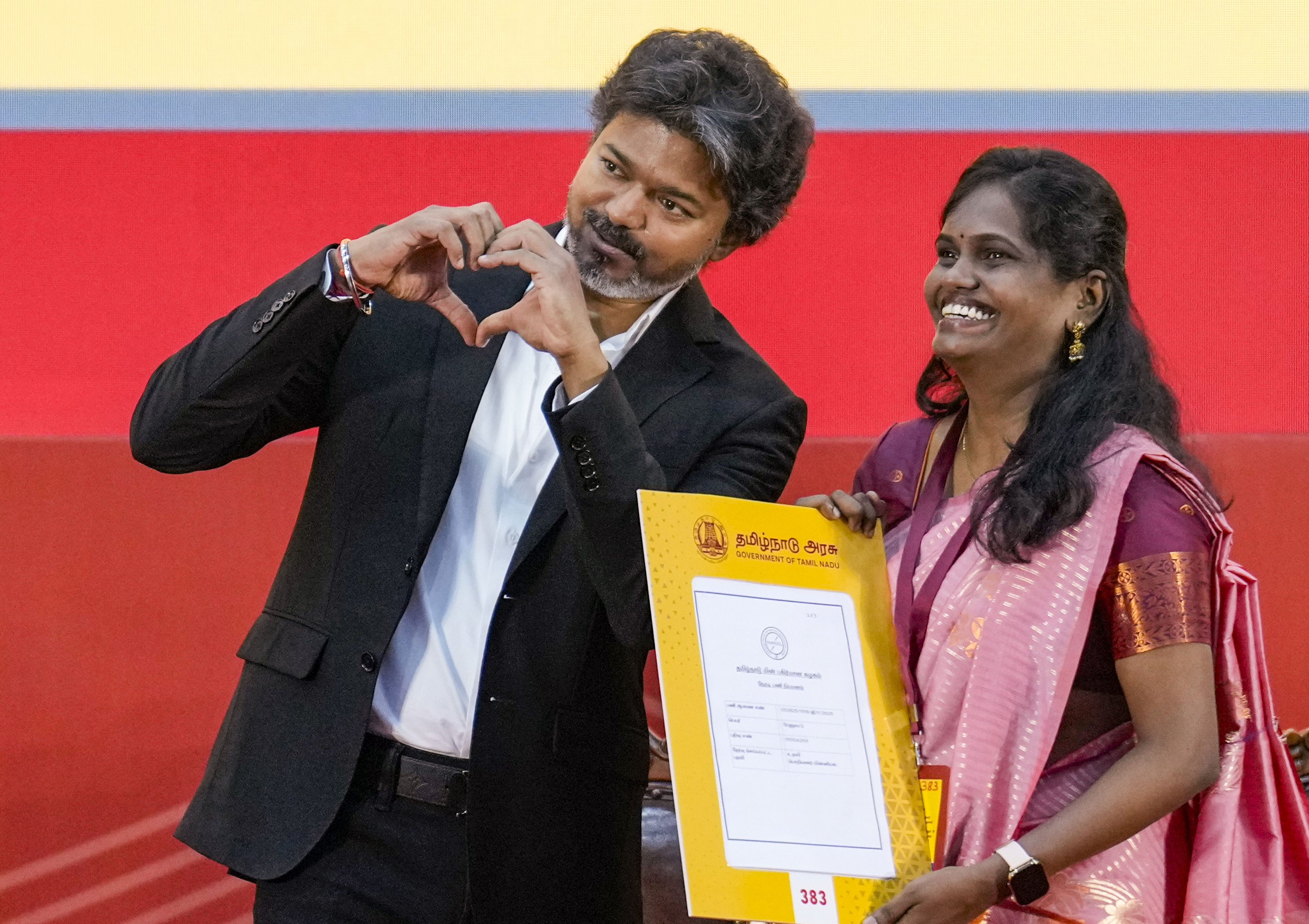 TN CM Vijay steps off stage, hands appointment order to pregnant ...