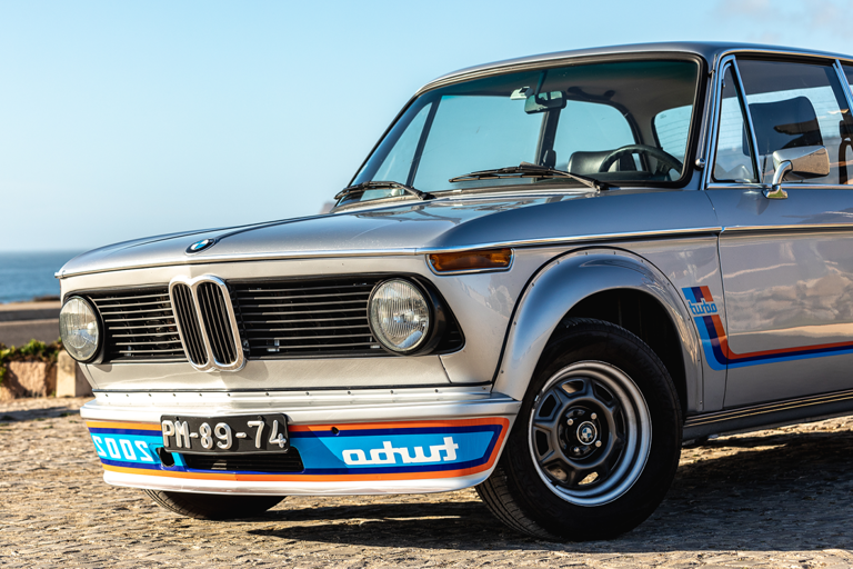 BMW 2002 Turbo: Statement of intent