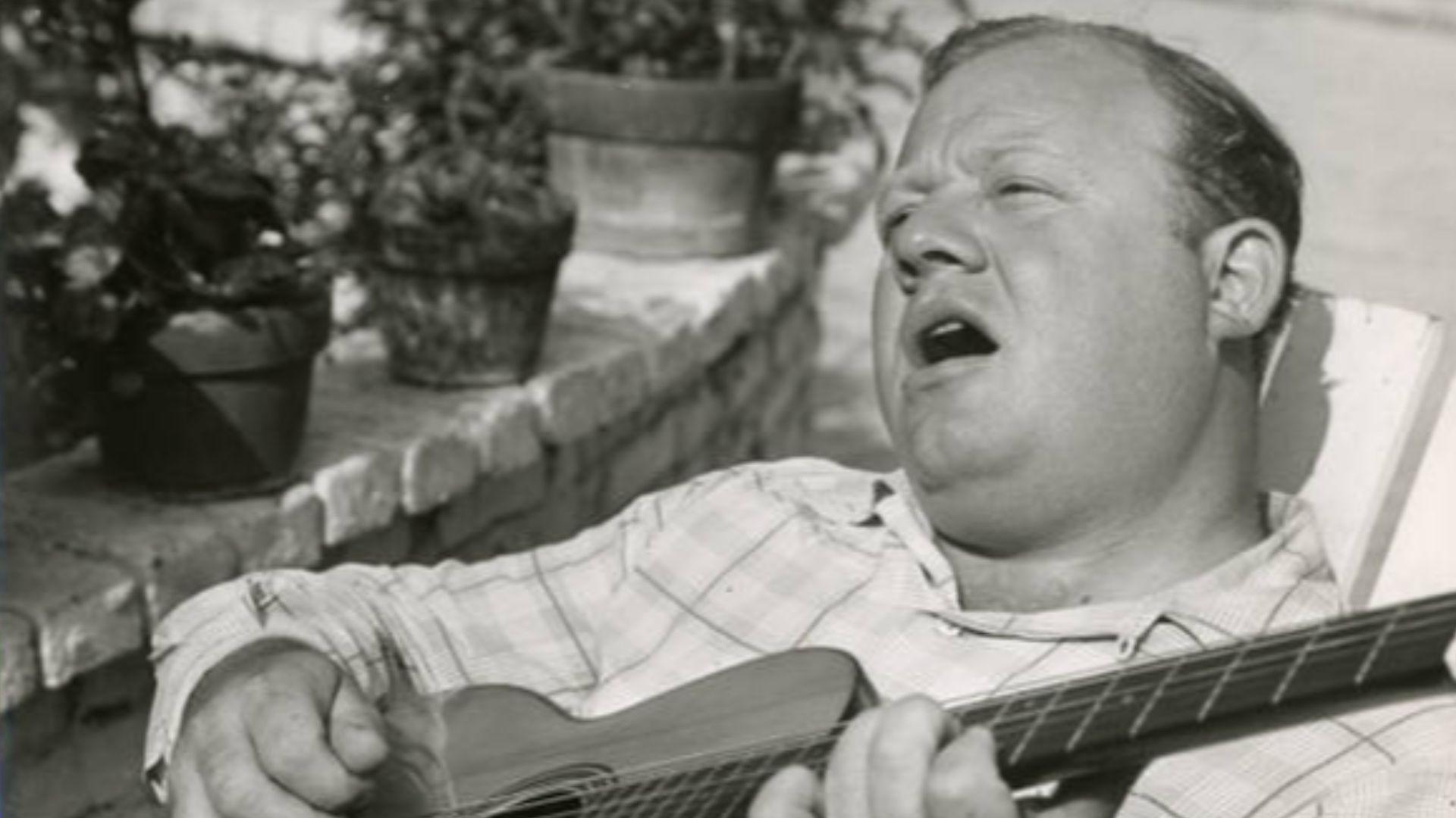 Burl Ives was America’s jolliest singer and storyteller—but he made a ...