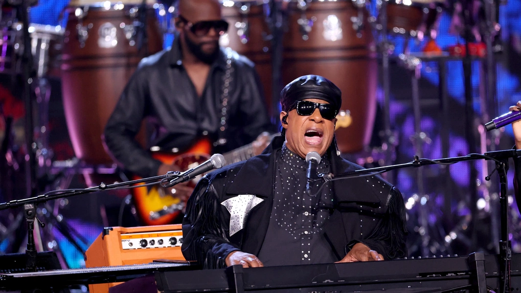 7 multi-instrumental musicians who do it all