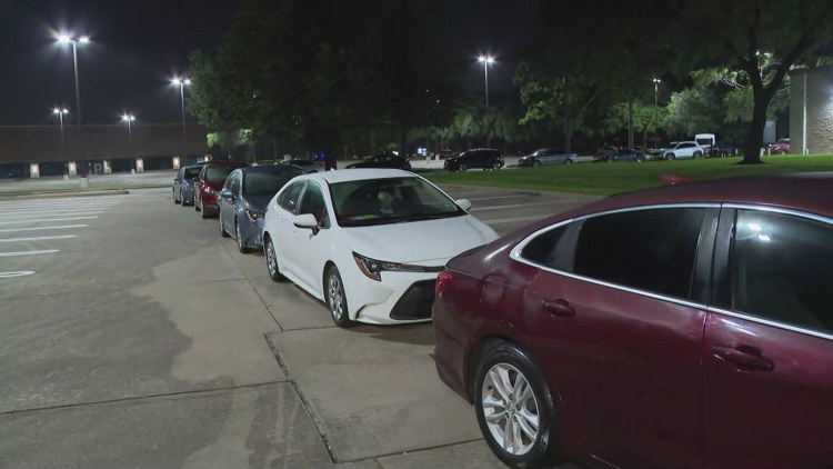 Shell Federal Credit Union giving away free gas to drivers in Clear ...