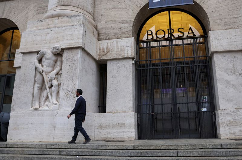 Borsa Milano in calo con difesa in rosso, Poste in luce su rialzo ...