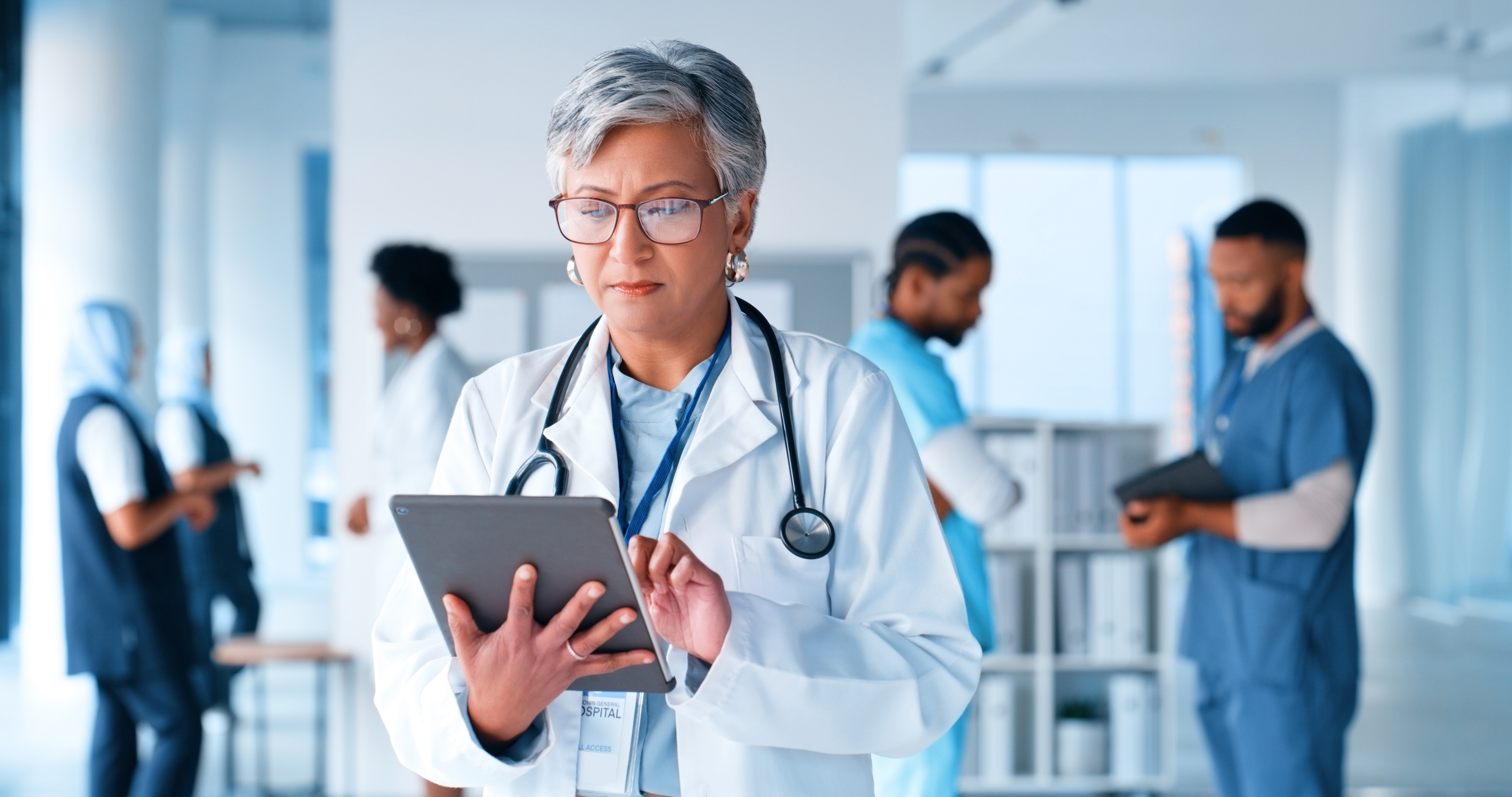 Jim Cramer says to buy UnitedHealth Group stock. Is he right?
