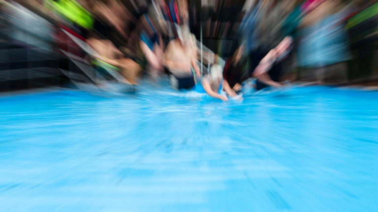 „Früher war ein Schwimmbad ein Ort der Erholung“ – Leser sorgen sich um ...