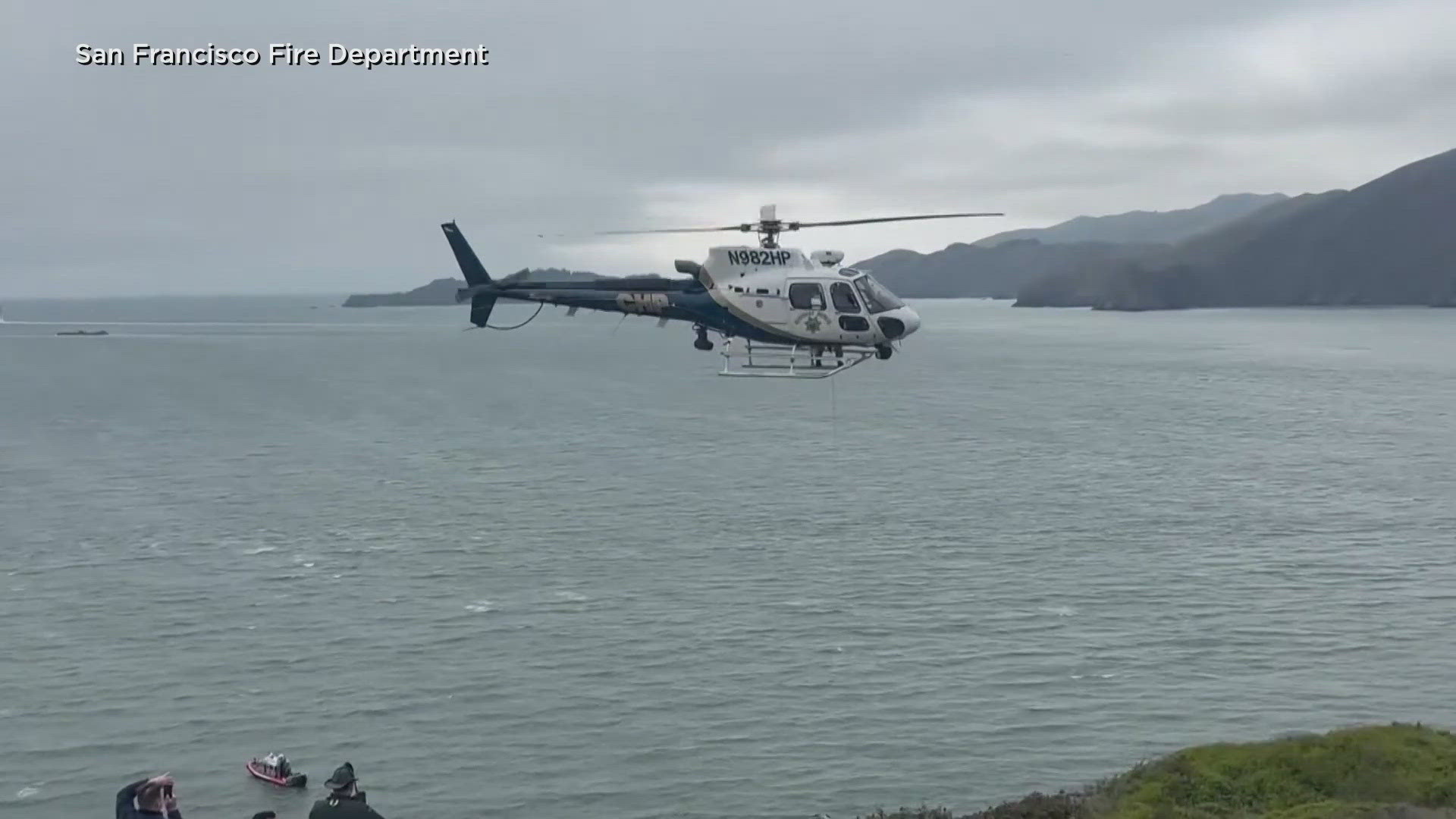2 rescued from cliff near Golden Gate Bridge will be fined for not ...