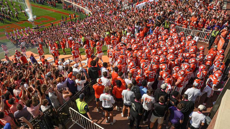 See where Clemson Tigers stack up in college football 27 ratings