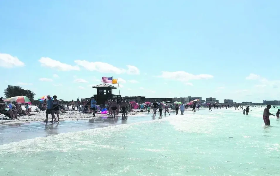 Siesta Key’s soft sands win hearts again
