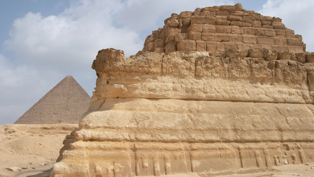 Radar scans detect unexplained L-shaped structure near Great Pyramid