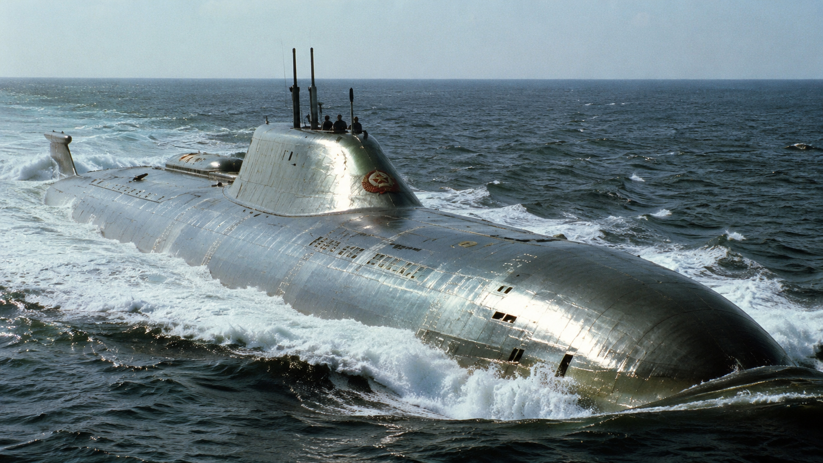 The Soviet titanium submarine so fast NATO had to build new torpedoes ...