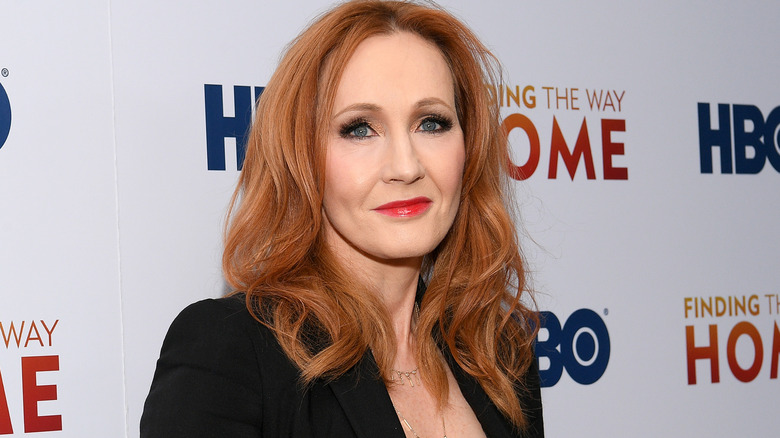 JK Rowling was tossed out of a Harry Potter forum after joining with a ...