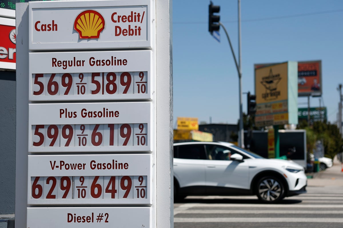Trump’s gas price promise hits a roadblock