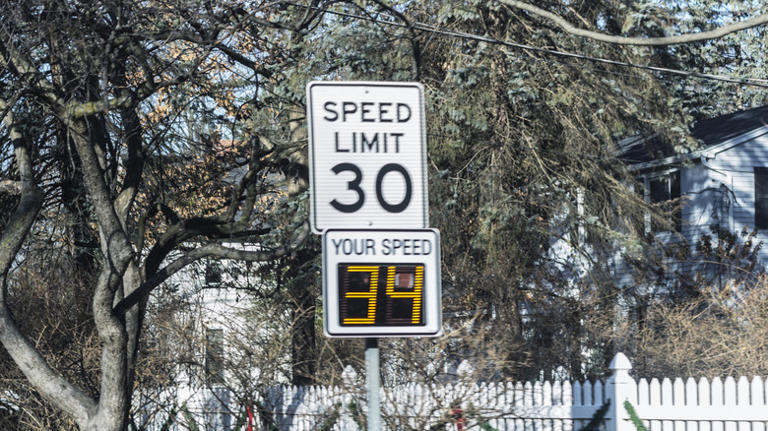 Those electronic speed limit signs can see how fast you're going ...