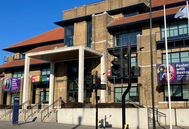 Hayat Restaurant in the Oval, Sidcup, could lose licence after illegal ...