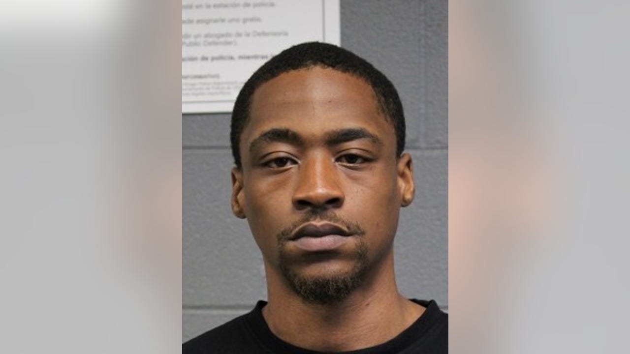 CTA crime: Chicago man charged in downtown Blue Line stabbing