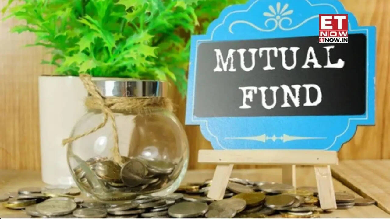 Mutual fund losers: Top 5 schemes with over 18% negative returns in 12 ...