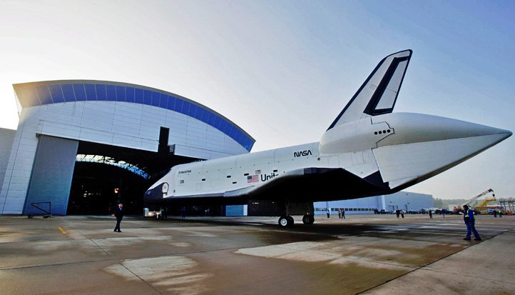 First look at the Endeavor space shuttle at the California Science Center