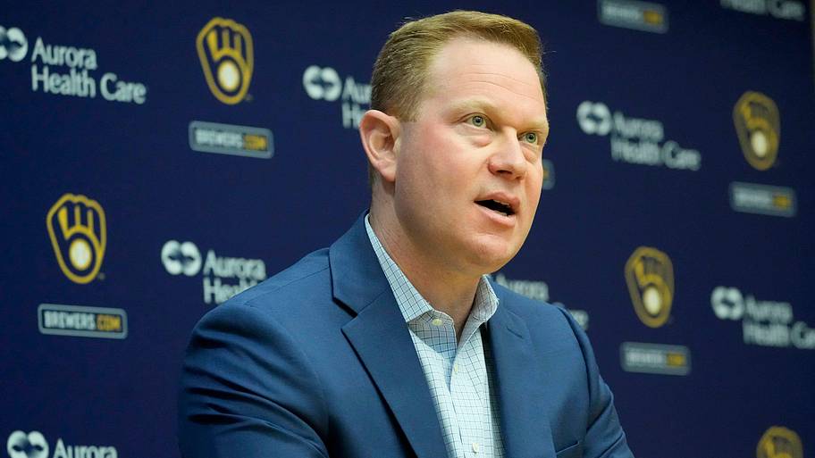 Brewers trade concept lands 8-time All-Star from Red Sox