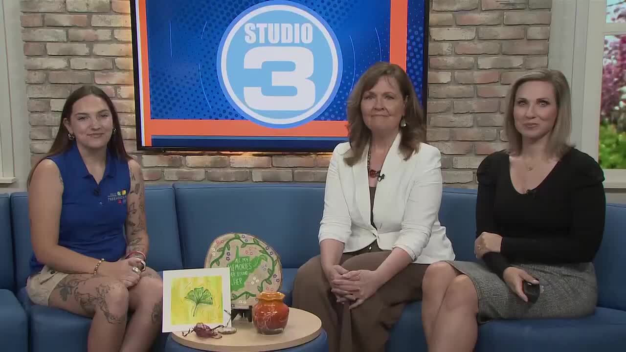 Third annual Downtown Huntington Art Walk showcases local artists, vendors