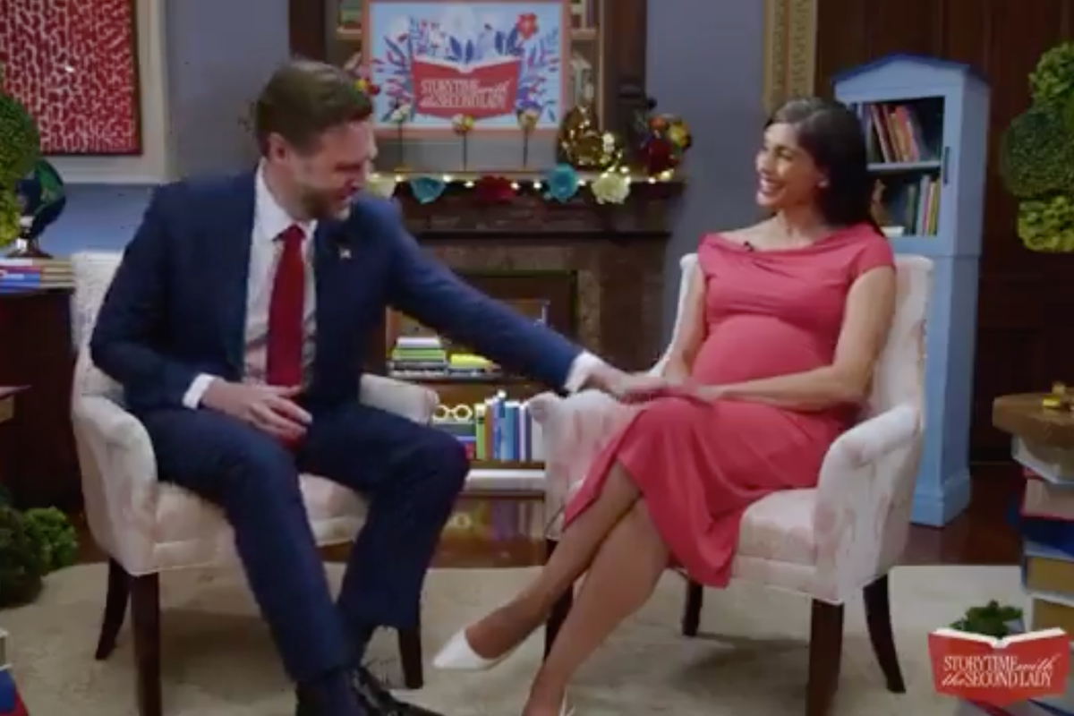'Good to see you' JD Vance's awkward knee-tap for wife goes viral