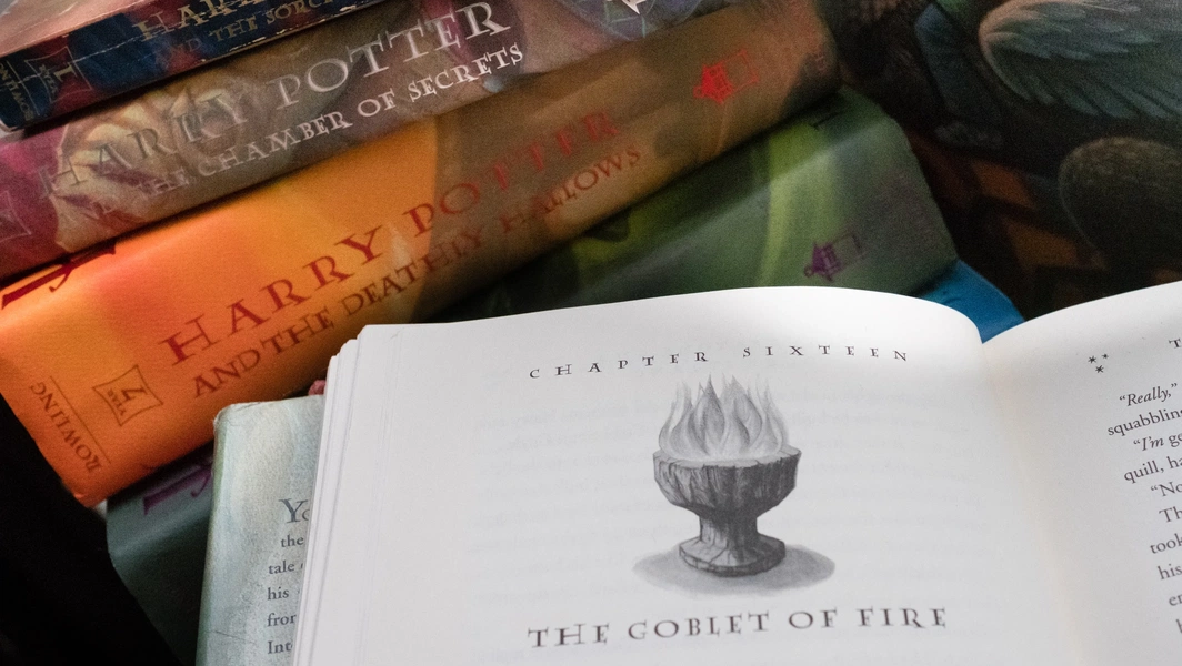 5 Harry Potter plot holes and fan theories